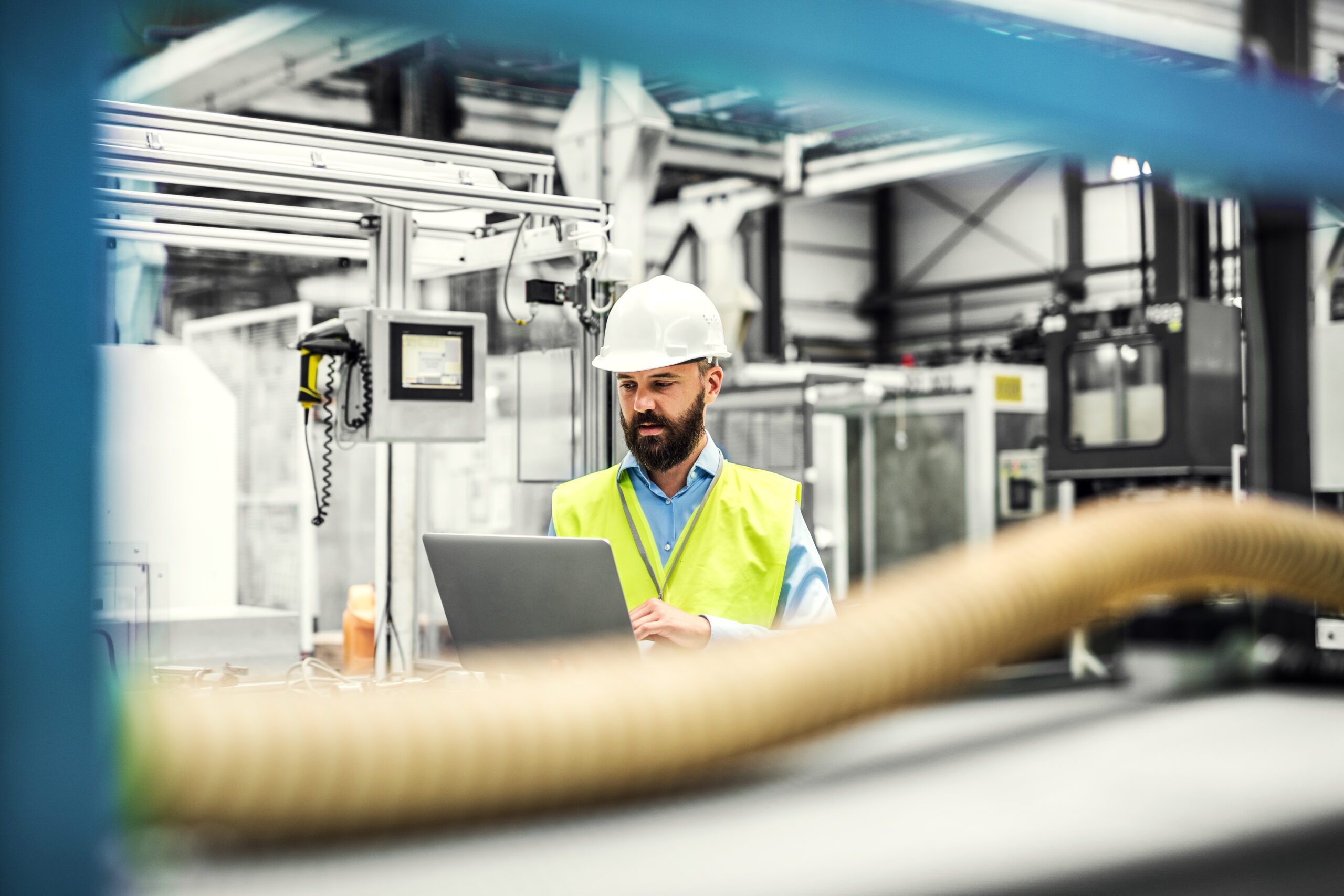 5 Reasons your Manufacturing Business needs IT Support - CIM Software